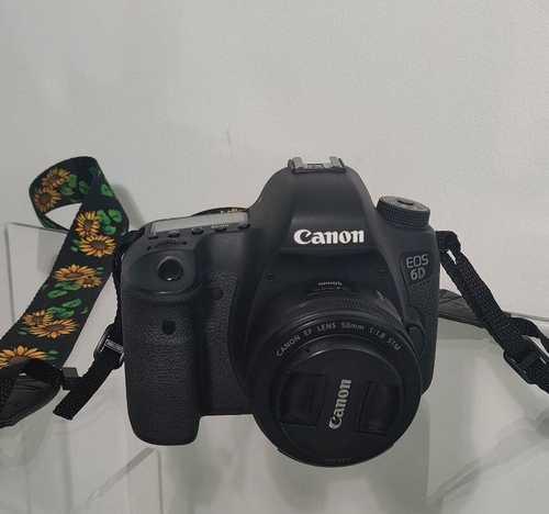 Фотоаппарат Canon 6D (18 тыс кадров)