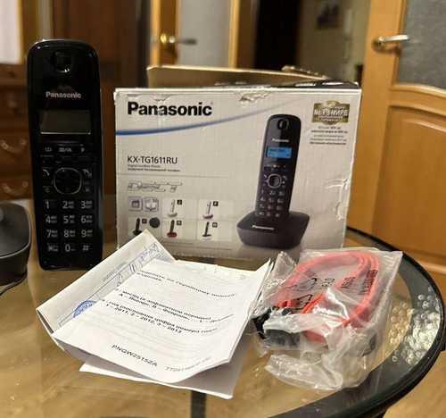 Panasonic Dect телефон