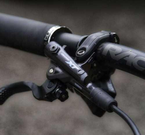 Тормоза Shimano Deore XT M8120