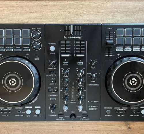 Dj контроллер ddj400
