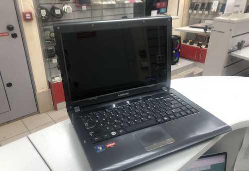 Ноутбук 14" Samsung NP-R425, 180 ГБ, Turion II P560, RAM 3 ГБ, ATI Mobility Radeon HD 5470 0.5 ГБ