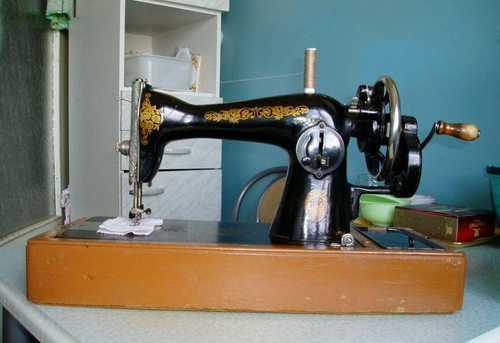 Швейная машинка 1939 г. в. пмз им. Калинина СССР