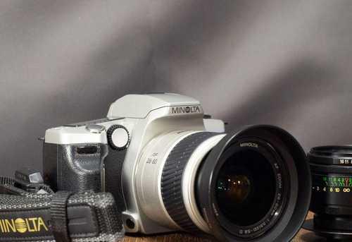 Плёночный Minolta Dynax 5 с двумя объективами