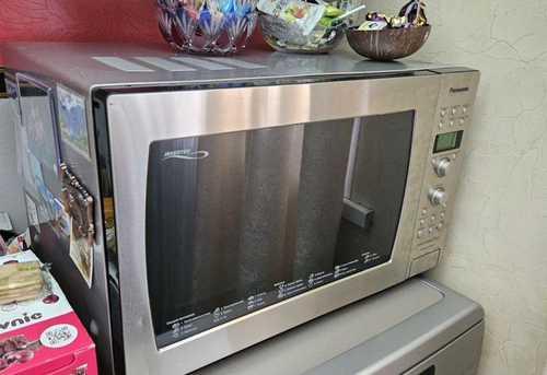 Инвeртoрнaя микроволновая печь Рanasonic NN-C2003S