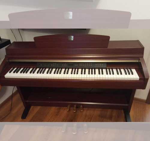 Цифровое пианино Yamaha Clavinova CLP-240/230