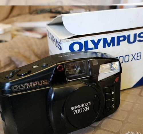 Пленочный фотоаппарат Olympus superzoom 700xb