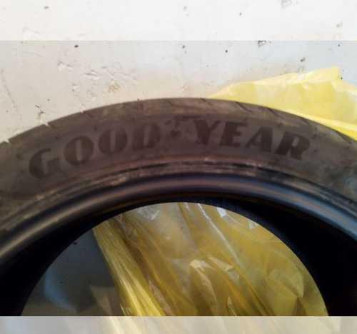 Goodyear Eagle F1 Asymmetric 3 245/45 R20