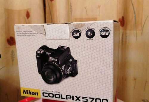Nikon coolpix 5700