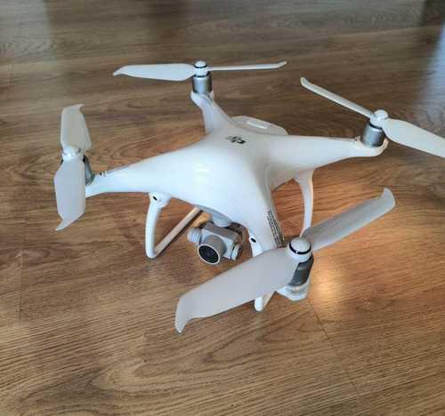 Квадрокоптер dji phantom 4