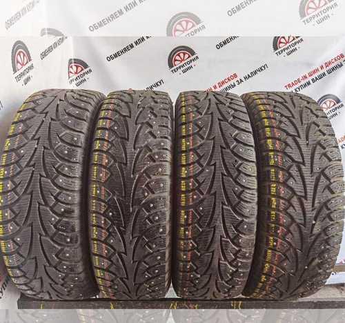 Hankook Winter I'Pike 215/65 R17 98T