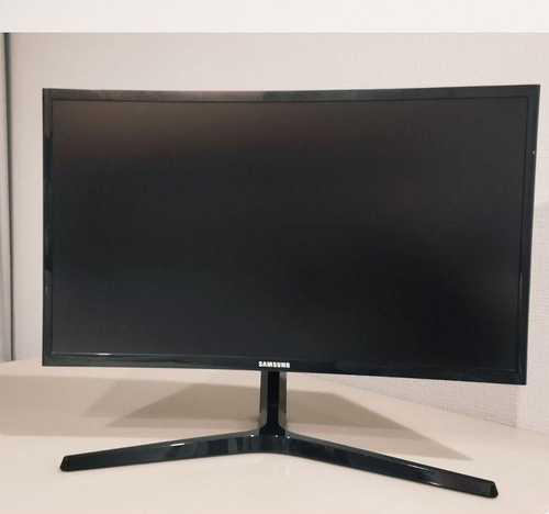 Игровой монитор Samsung 23,5 C24RG50FQI, 144 Hz,VA