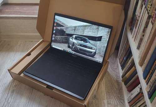 Msi Modern Intel core i5-1235/16gb/ssd512/iris XE