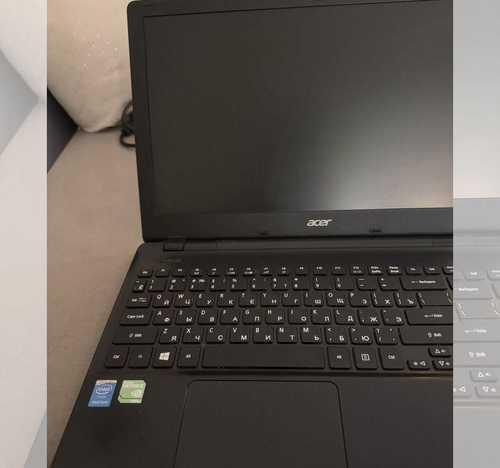 Acer aspire e5 511g