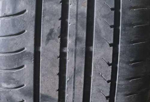 Goodyear EfficientGrip 255/40 R18