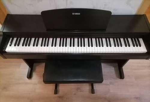 Цифровое пианино Yamaha с банкеткой