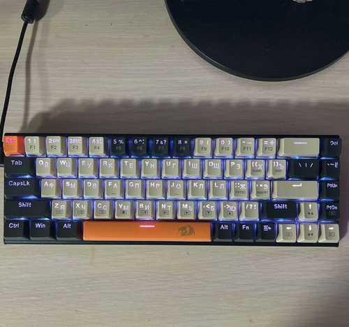 Клавиатура механическая игровая Ryze RGB (65%)