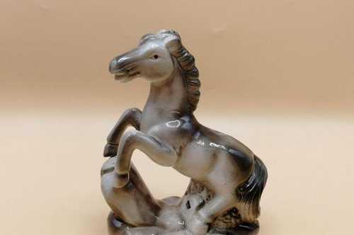 Статуэтка Лошадь Конь Пони 14,5 см фарфор
