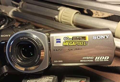 Продам видеокамеру "Sony" handycam