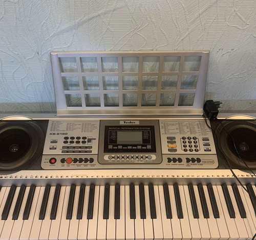Синтезатор Tesler KB - 6190