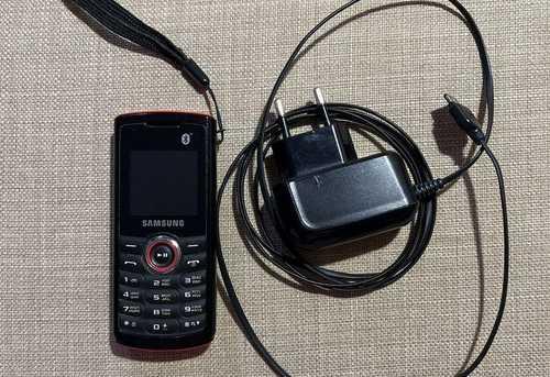 Samsung E2121B