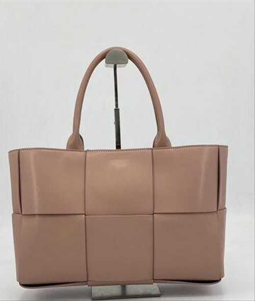 Новая женская сумка Bottega Veneta бежевая кожа