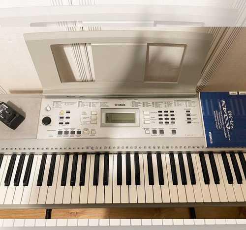 Синтезатор Yamaha YPT-340 со стойкой