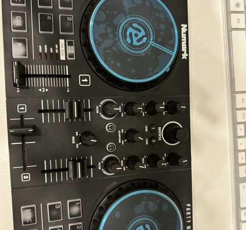 Numark party mix 2