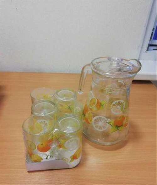 Кувшин и 6 стаканов