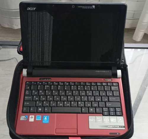 Нетбук Acer aspire one