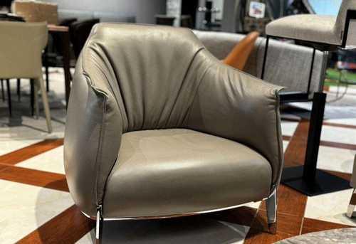 Дизайнерское кресло Pоltrona Frau Archibald