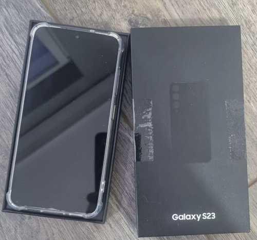 Samsung Galaxy S23, 8/128 ГБ