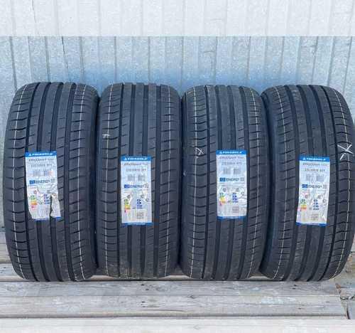 Triangle EffeXSport TH202 235/35 R19