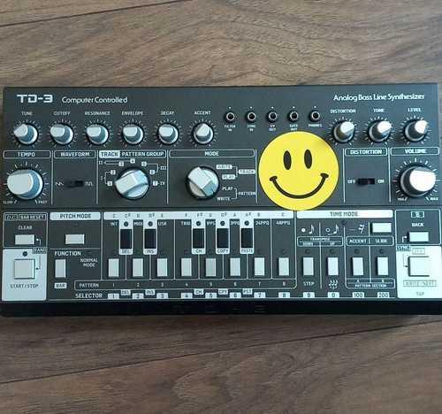 Behringer td3 bk