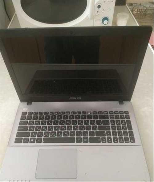 Ноутбук Asus x550dp