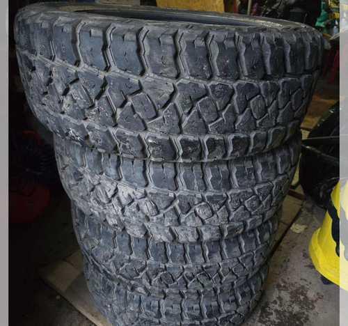 Kumho Road Venture MT51 265/60 R18 119Q