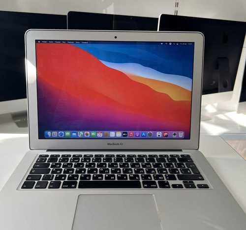 MacBook Air 13 Early 2014 4 Ram SSD 120 GB (Э-823)