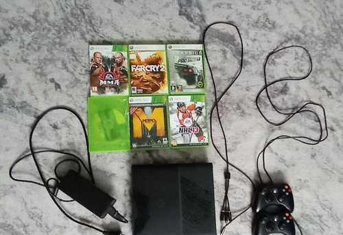 Xbox 360e с дисками