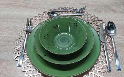 OMS Набор посуды фарфоровый. 24 предмета green