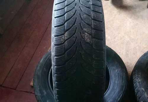 Bridgestone Blizzak LM-32 205/60 R16