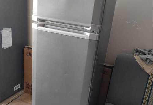 Двухкамерный холодильник Beko б/у