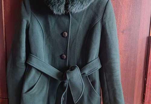 Пальто женское зимнее 46 размер