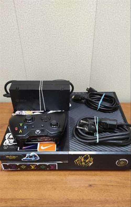 Игровая приставка xbox ONE
