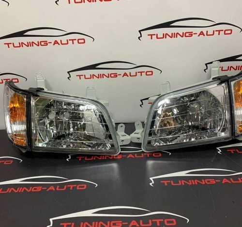 Фары головного света Toyota Town Ace R40/50 96-98
