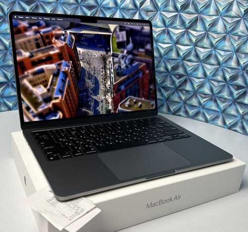 MacBook Air 13 2024 M3 256Gb Space Gray, 17 циклов