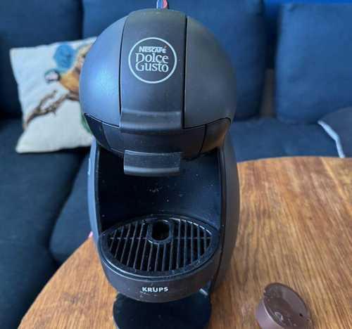 Кофеварка dolce gusto