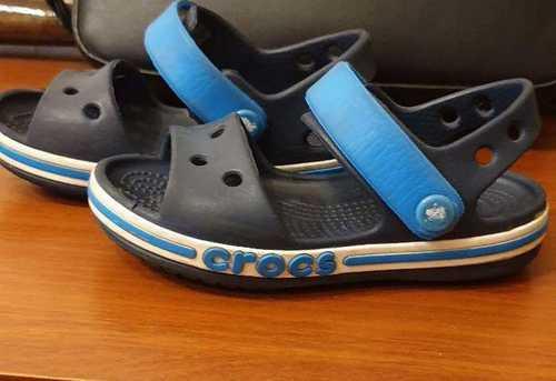 Сандалии crocs c8