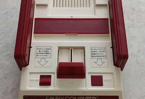 Игровая приставка Nintendo Famicom (Dendy), Япония