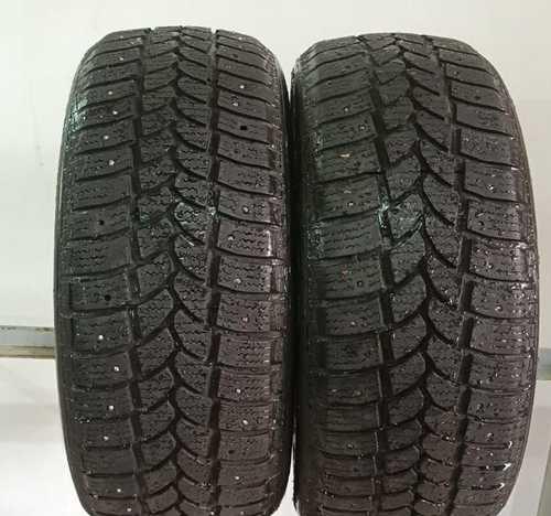Tigar Sigura Stud 215/55 R16