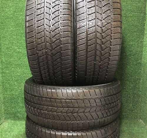 Doublestar DW02 255/45 R19 104T
