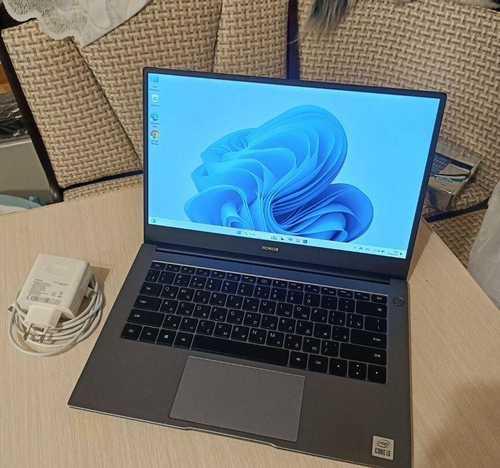 Honor magicbook x14/i3-10/8/256